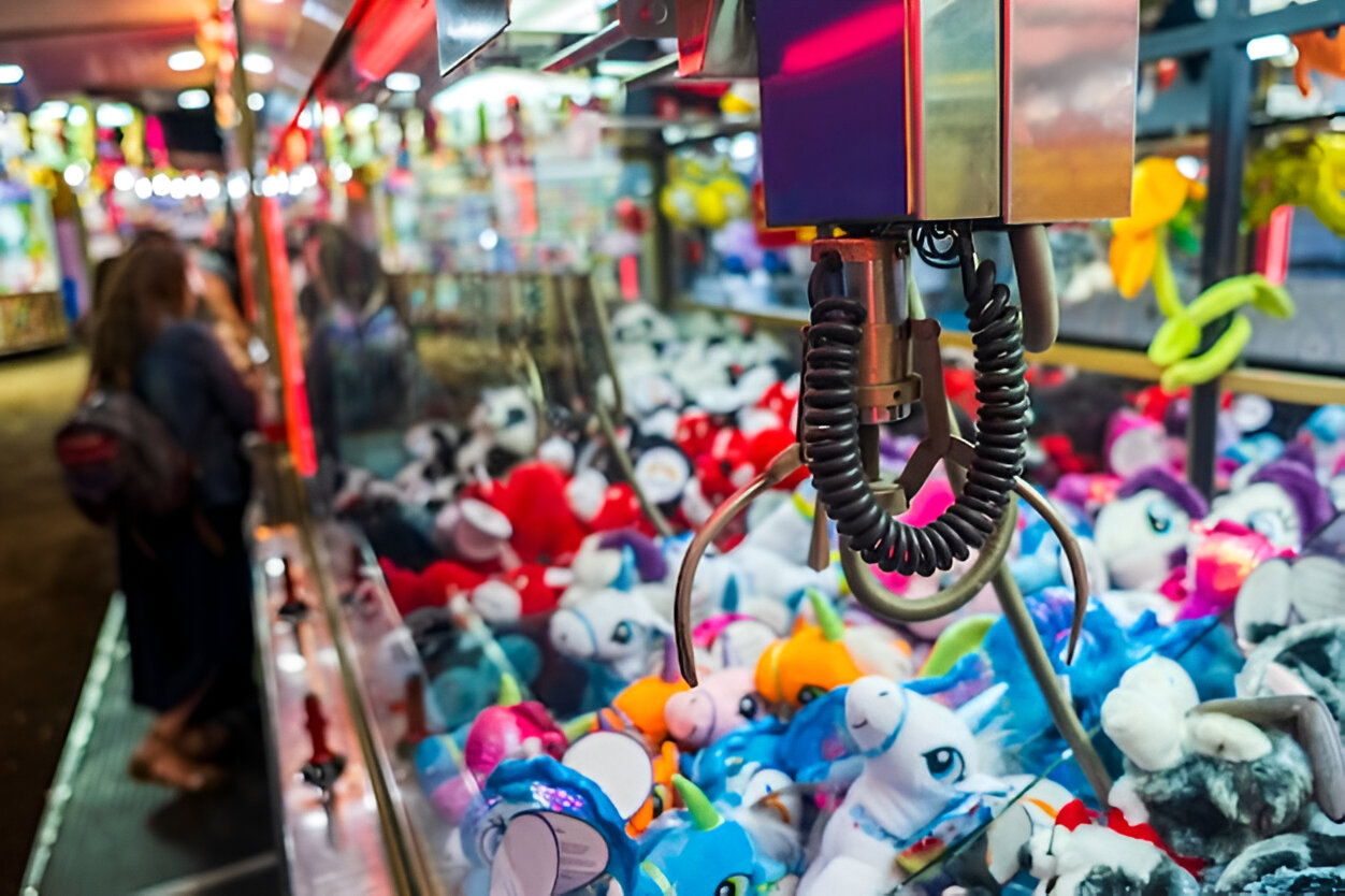 Alien Adventure Space Claw Mission (Copy) (Copy) (Copy) (Copy ...